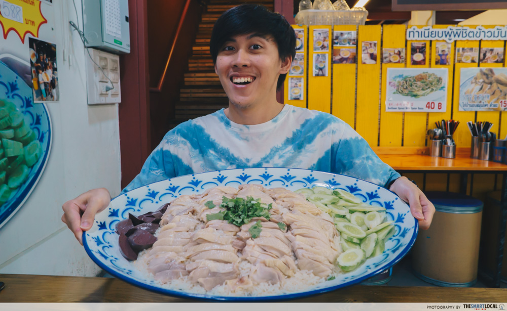 Sri Leung Pochana's 3kg Chicken Rice Challenge in Bangkok, Thailand ...